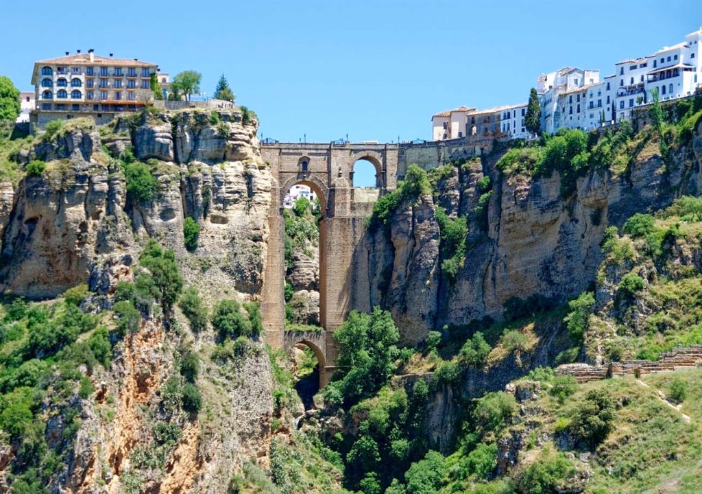 Ronda para Familias: Actividades y Lugares para Niños – Viajes Mundiales